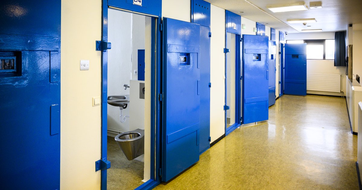 Allt brjálað í eld­húsinu á Litla-Hrauni: Blóð­nasir, nef­brot og ...