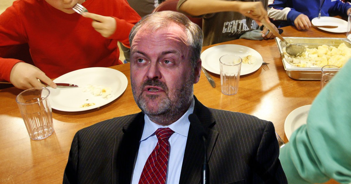 Gylfi furðar sig á Skólamat: „Lítur talsvert betur út á matseðlinum!“